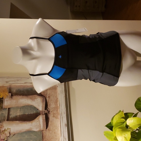 Aqua Sphere | Tops | Aqua Sphere Tank | Poshmark